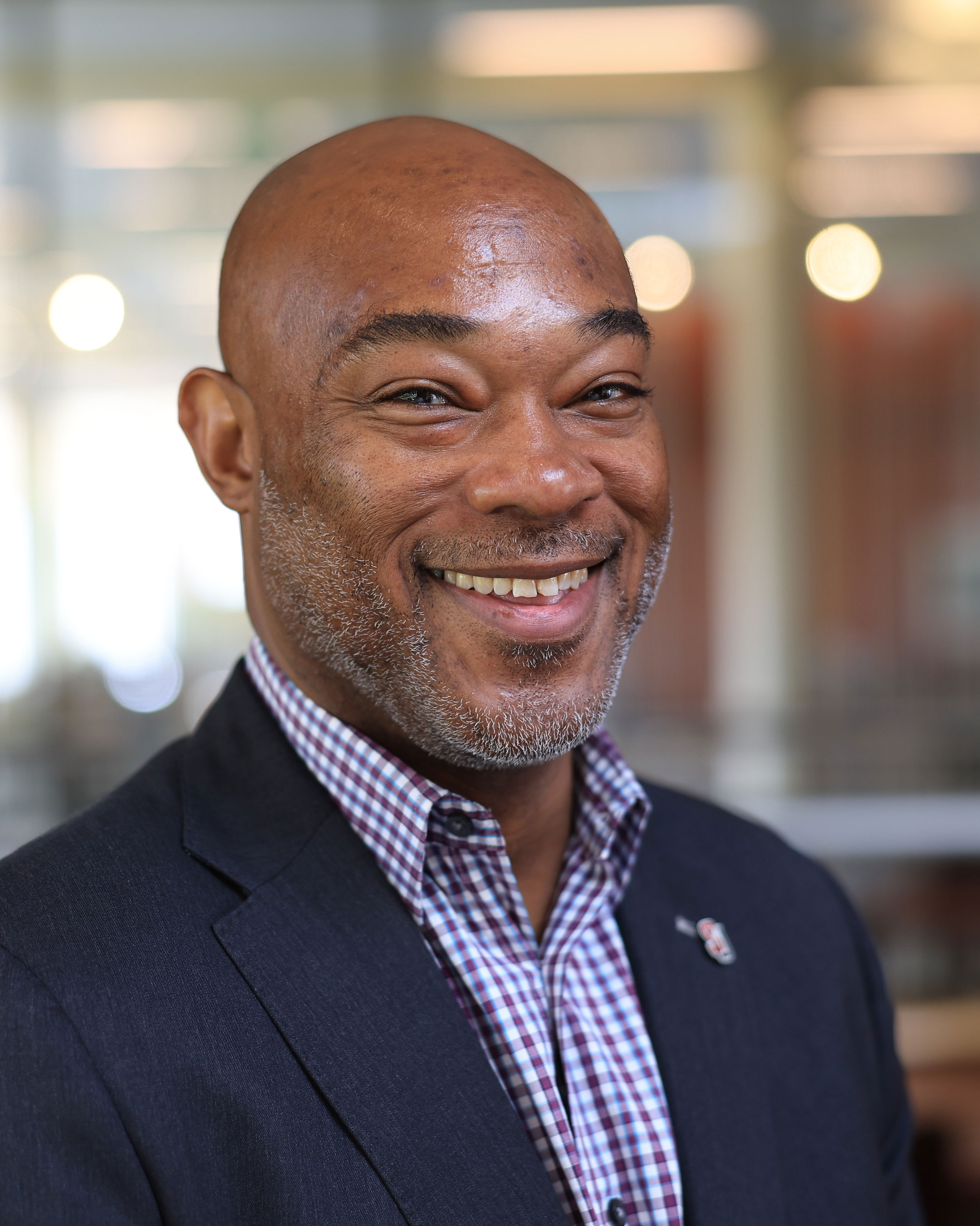 Jerron Lowe | Profiles | Faculty & Staff Directory | Seattle University