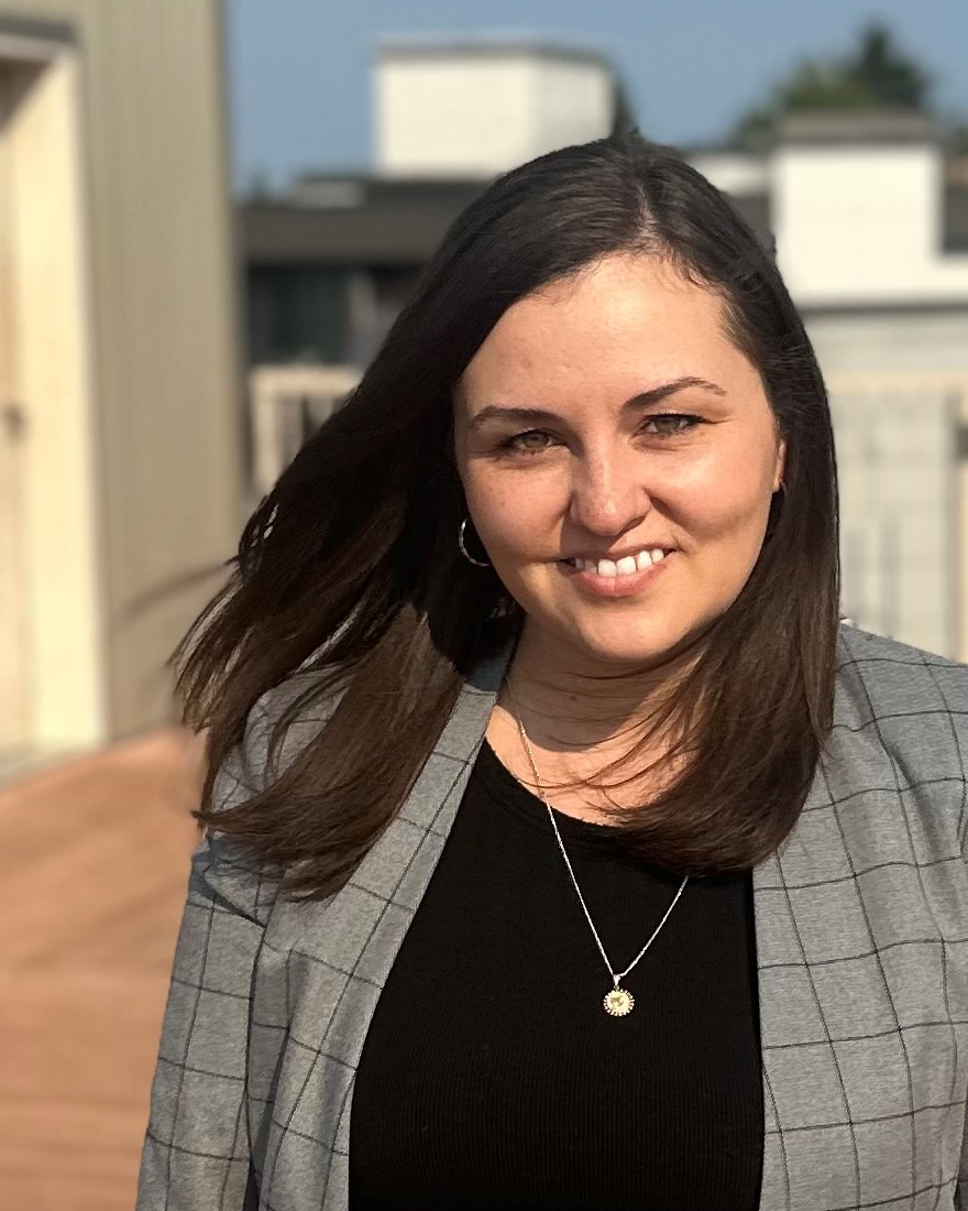 Shandell Gallardo | Profiles | Faculty & Staff Directory | Seattle ...